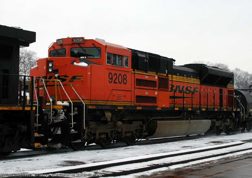 BNSF 9208